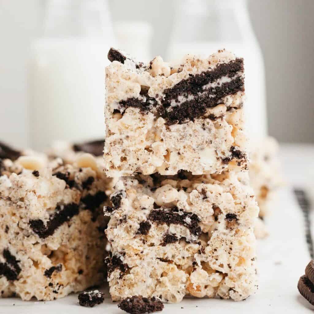 Easy Rice Krispie Treats with Oreos - Alpine Ella