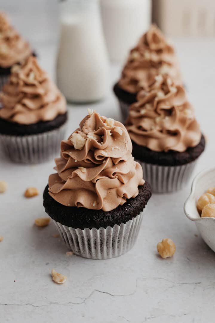 Easy Nutella Filled Cupcakes - Alpine Ella