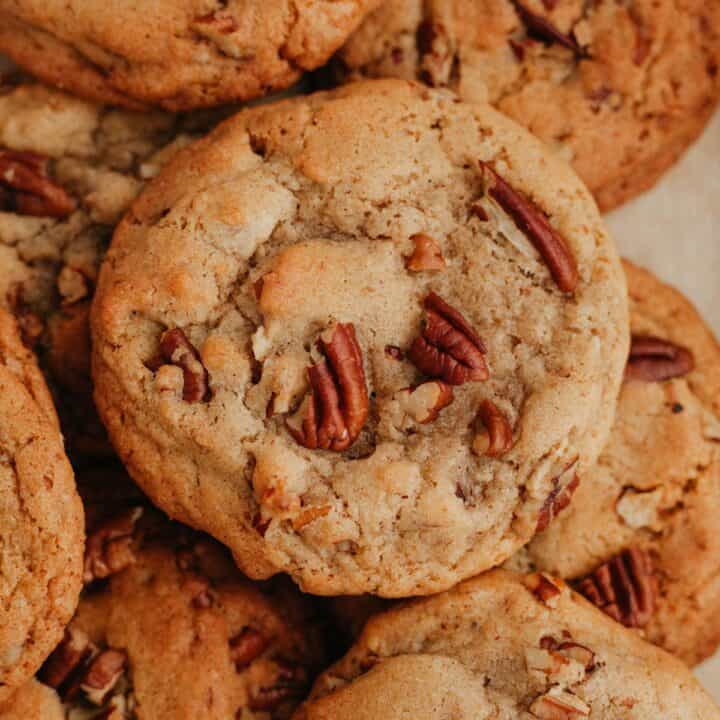 Browned Butter Pecan Cookies - Alpine Ella