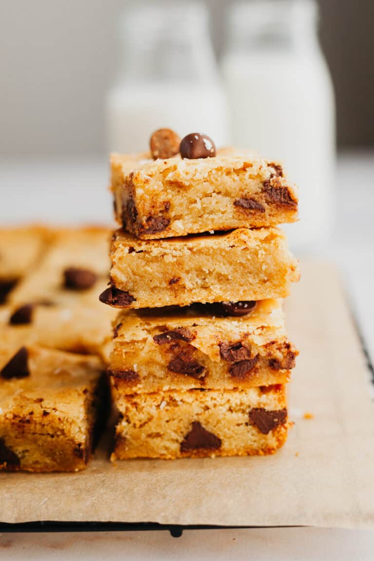 The Best Brown Butter Blondies (1 Bowl) - Alpine Ella