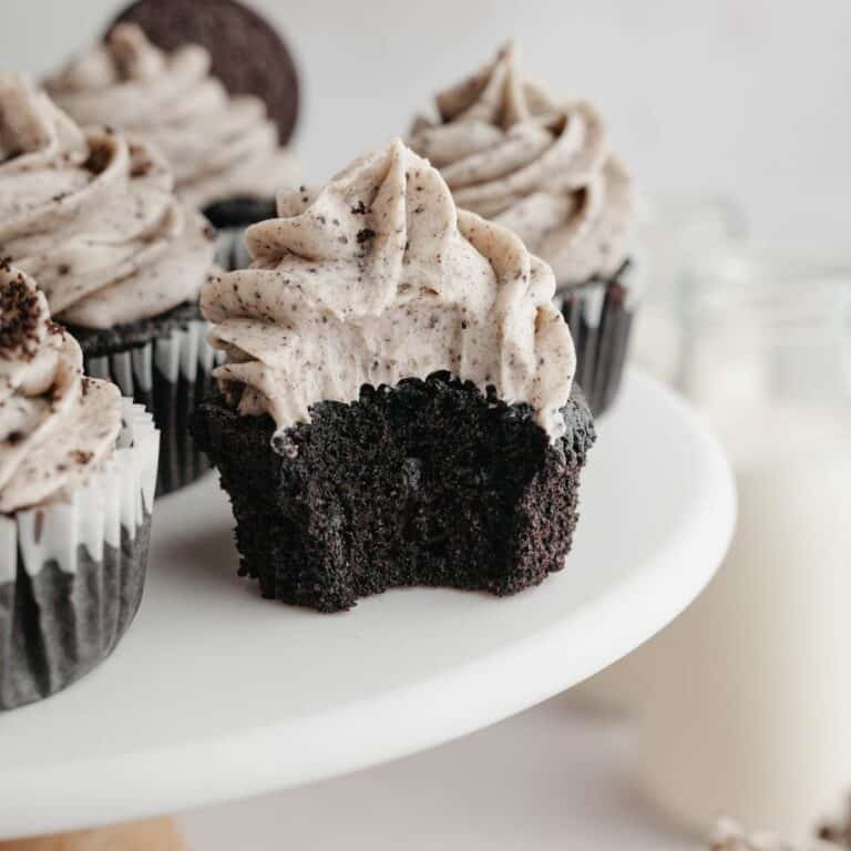 Chocolate Oreo Cupcakes - Alpine Ella