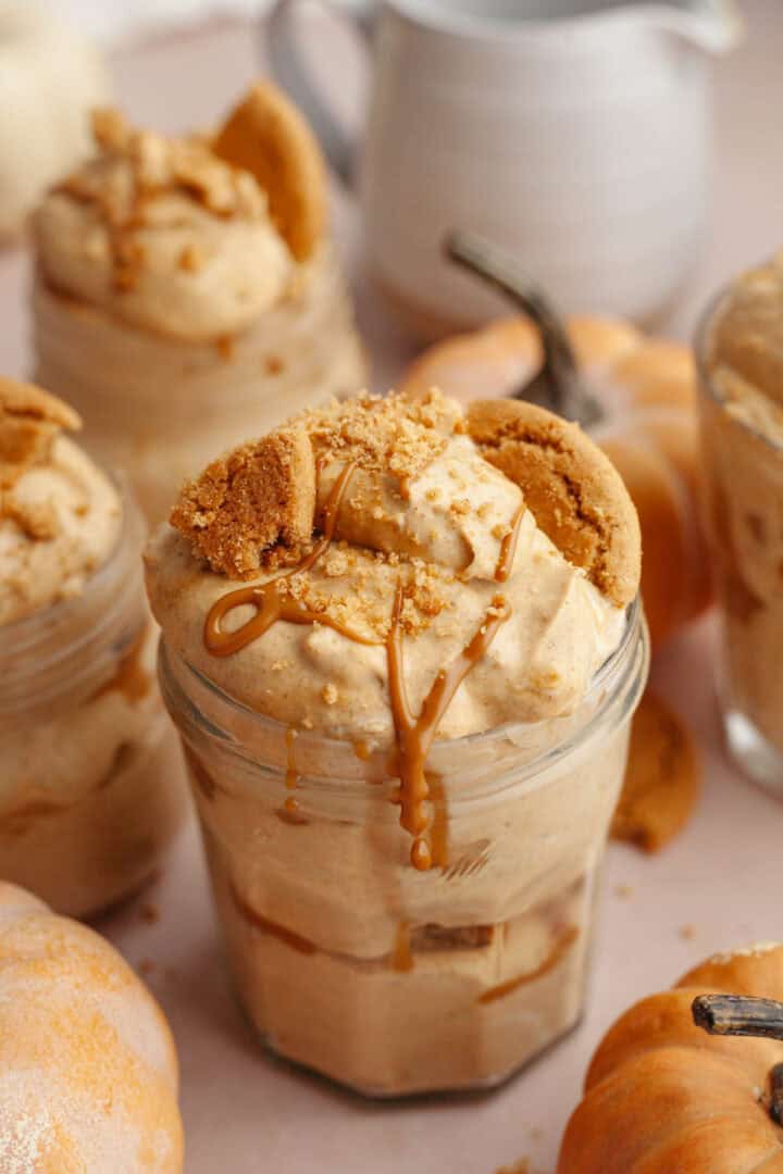 Easy No Bake Pumpkin Pie Cups - Alpine Ella