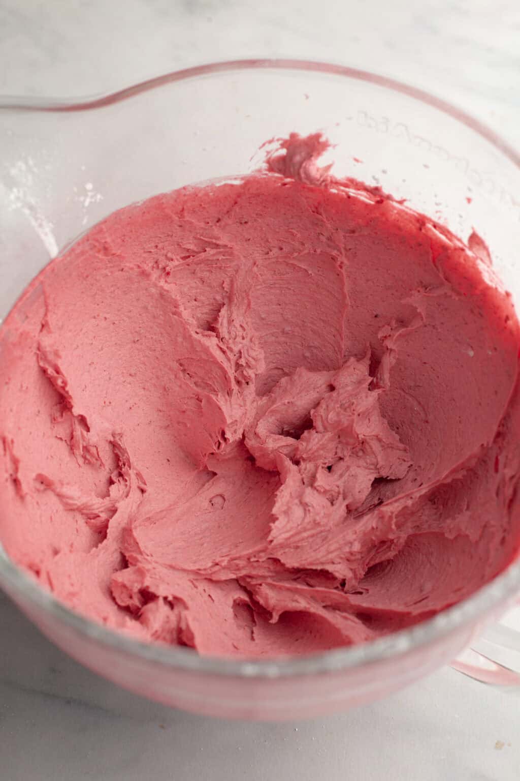 Raspberry Buttercream with Freeze-Dried Raspberries - Alpine Ella